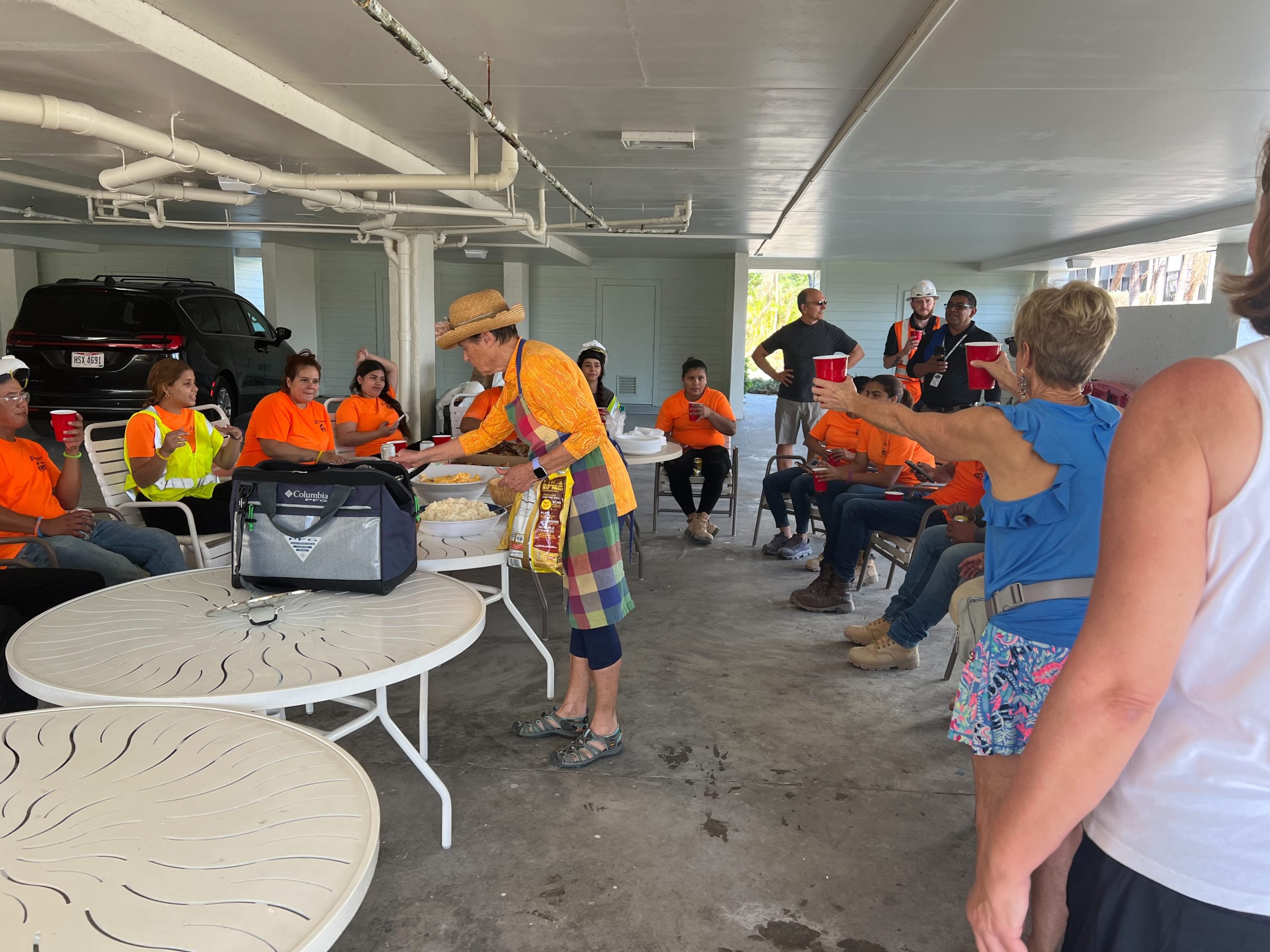 Sea Oats owners thankful for extra helping hands | Boca Beacon