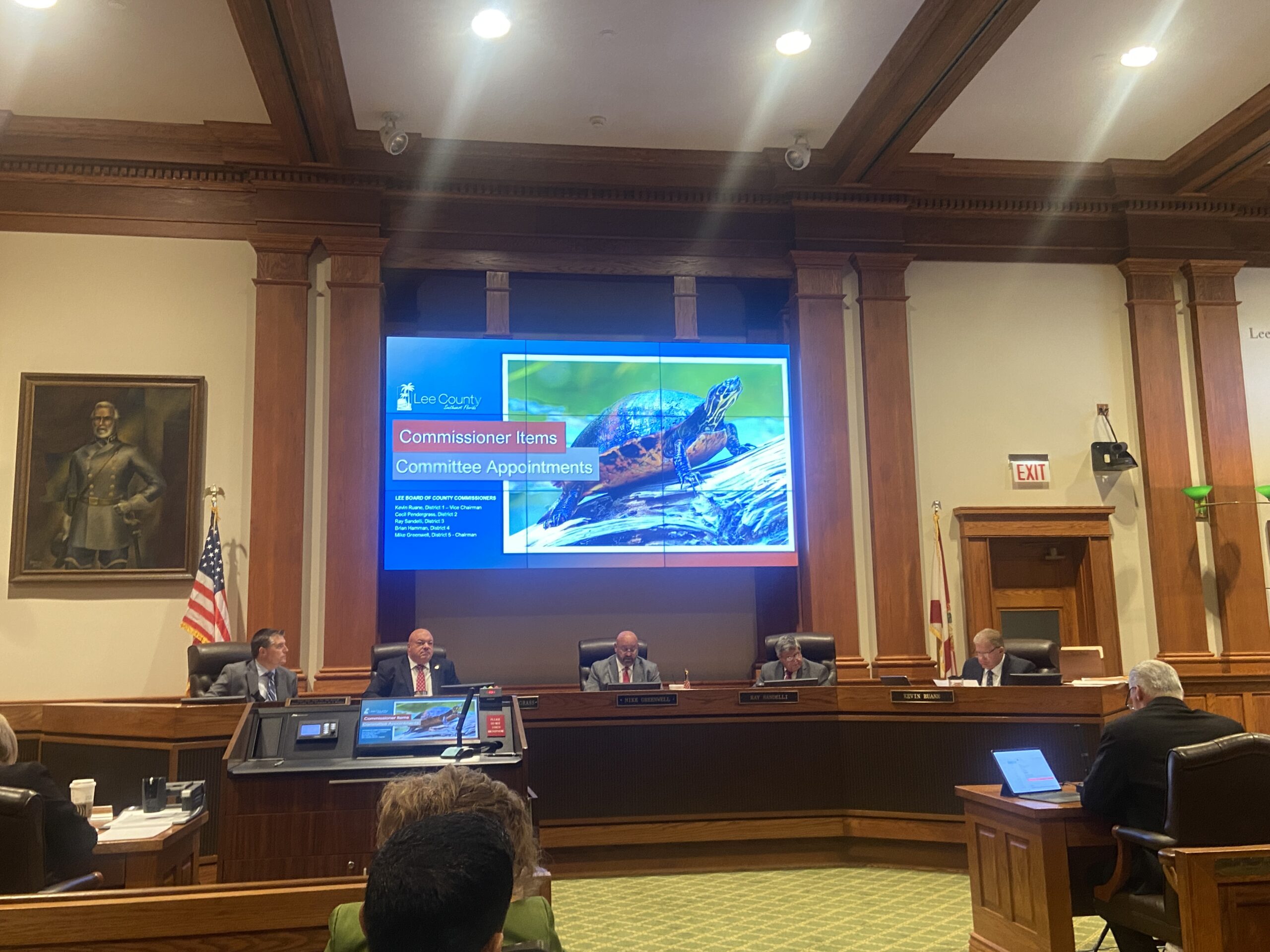 Lee Commissioners discuss Boca Grande parking plan status | Boca Beacon