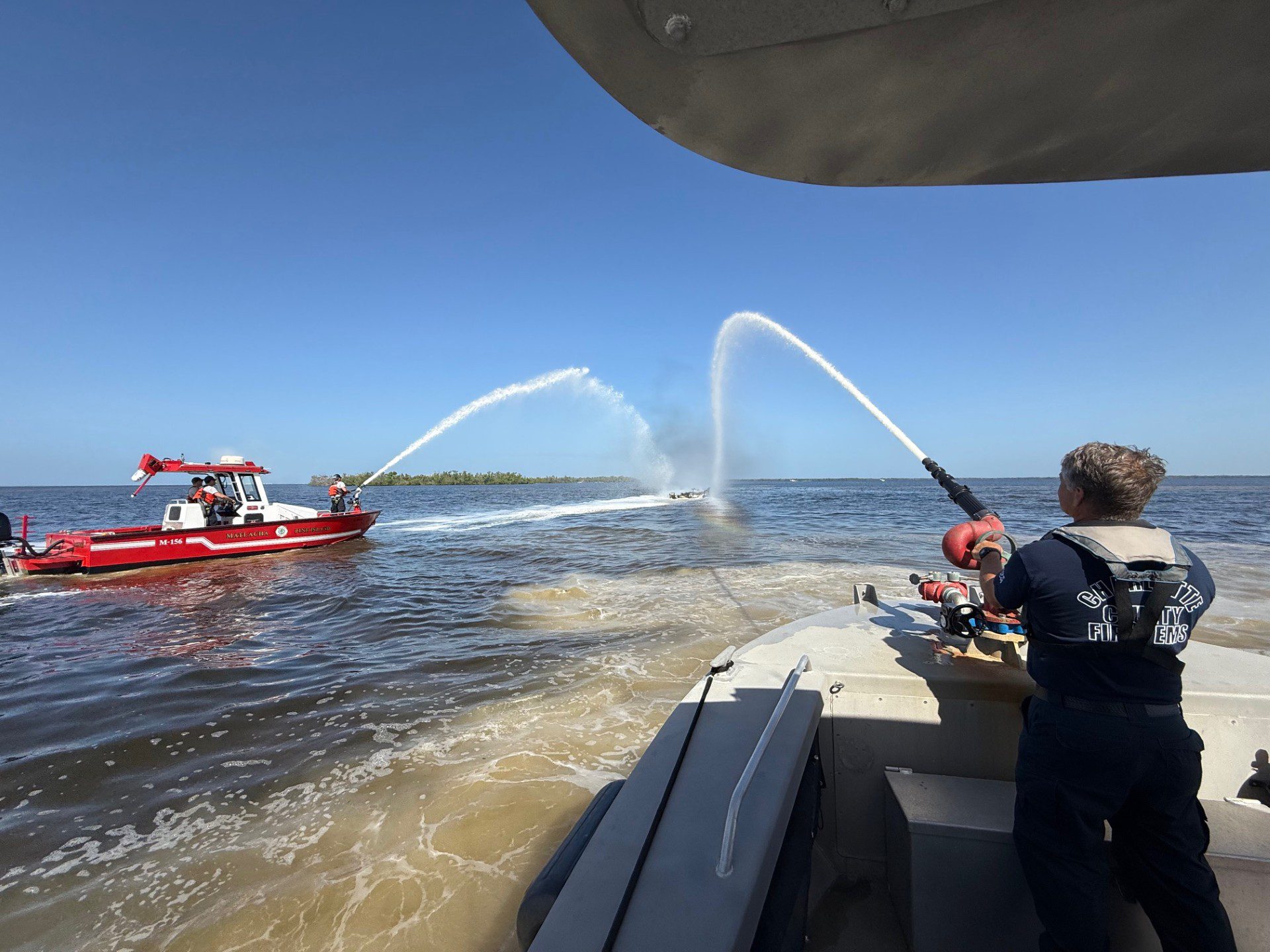 One injured in boat fire at Turtle Bay Saturday | Boca Beacon